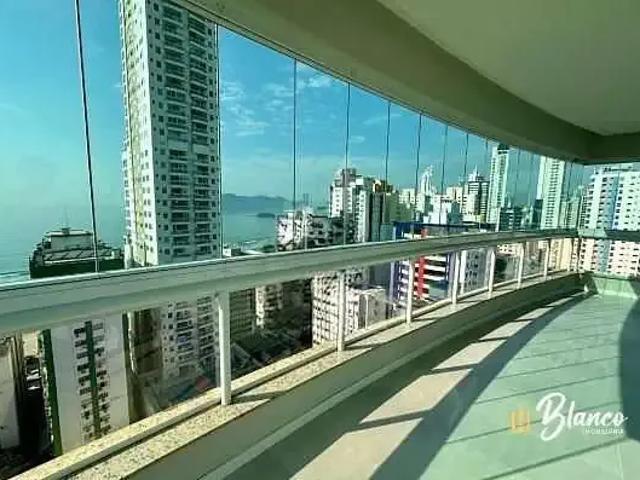Apartamento para Venda em Balneário Camboriú/SC Centro 3 Quartos