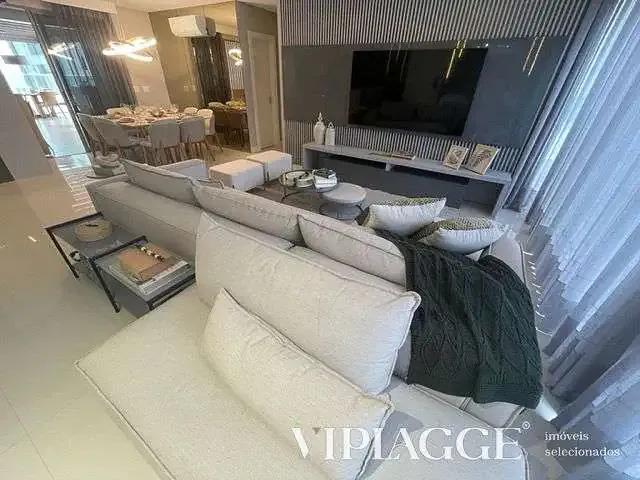 Apartamento para Venda em Balneário Camboriú/SC Centro 3 Quartos