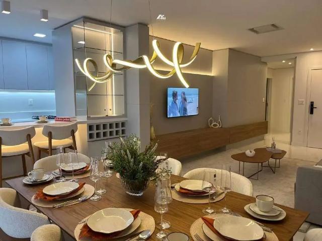Apartamento para Venda em Balneário Camboriú/SC Centro 3 Quartos