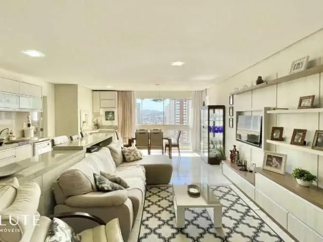 Apartamento para Venda em Balneário Camboriú/SC Centro 3 Quartos