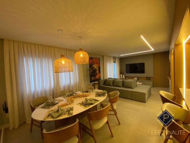Apartamento para Venda em Balneário Camboriú/SC Centro 3 Quartos