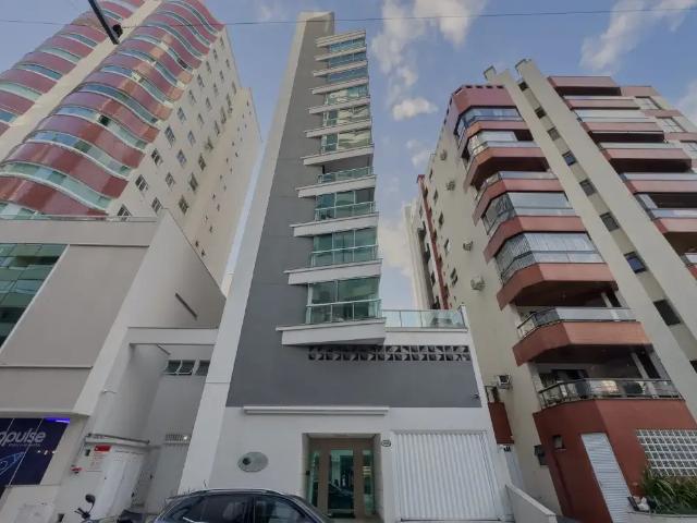 Apartamento para Venda em Balneário Camboriú/SC Centro 3 Quartos