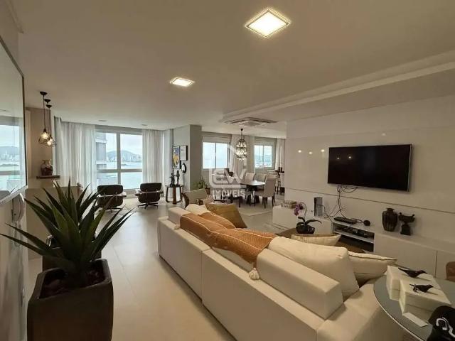 Apartamento para Venda em Balneário Camboriú/SC Centro 3 Quartos