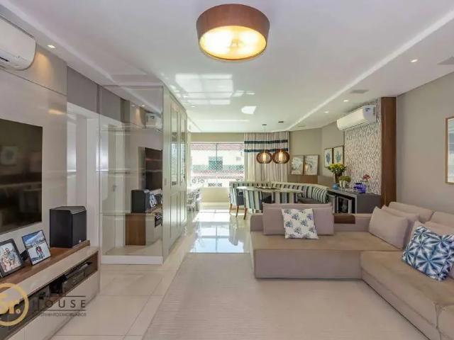 Apartamento para Venda em Balneário Camboriú/SC Centro 3 Quartos