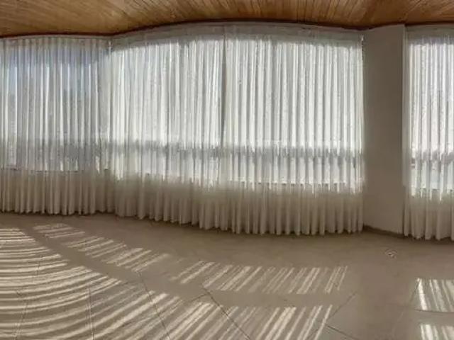 Apartamento para Venda em Balneário Camboriú/SC Centro 3 Quartos