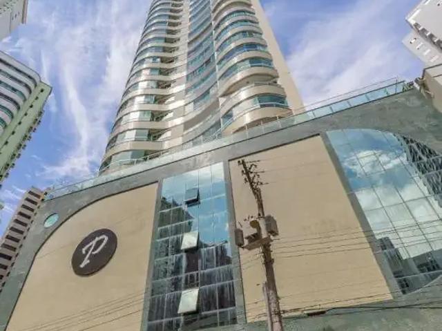 Apartamento para Venda em Balneário Camboriú/SC Centro 3 Quartos