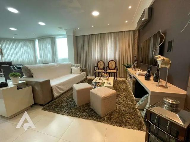 Apartamento para Venda em Balneário Camboriú/SC Centro 3 Quartos