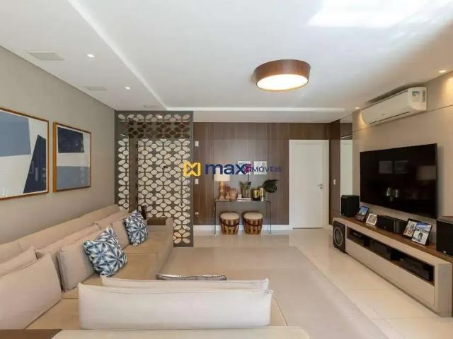 Apartamento para Venda em Balneário Camboriú/SC Centro 3 Quartos