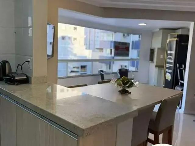 Apartamento para Venda em Balneário Camboriú/SC Centro 3 Quartos