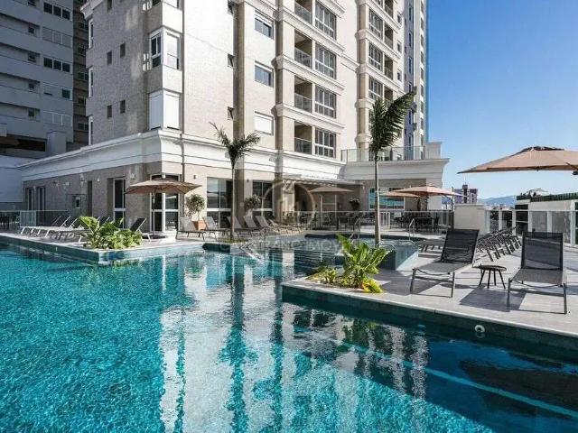 Apartamento para Venda em Balneário Camboriú/SC Centro 3 Quartos