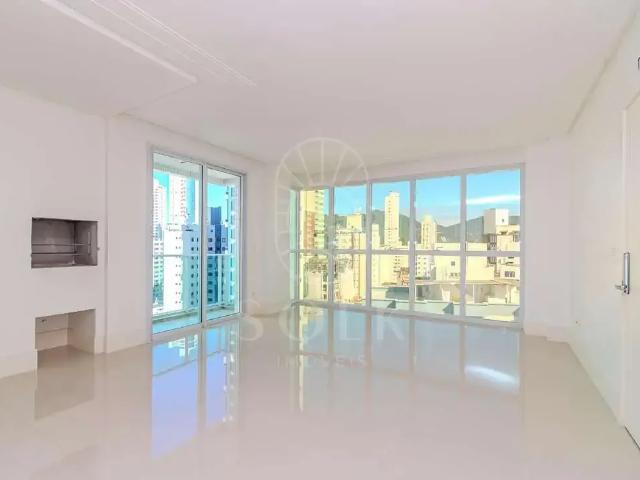 Apartamento para Venda em Balneário Camboriú/SC Centro 3 Quartos