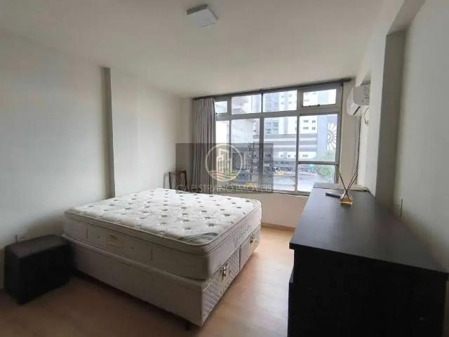 Apartamento para Venda em Balneário Camboriú/SC Centro 3 Quartos