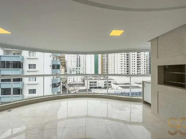 Apartamento para Venda em Balneário Camboriú/SC Centro 3 Quartos
