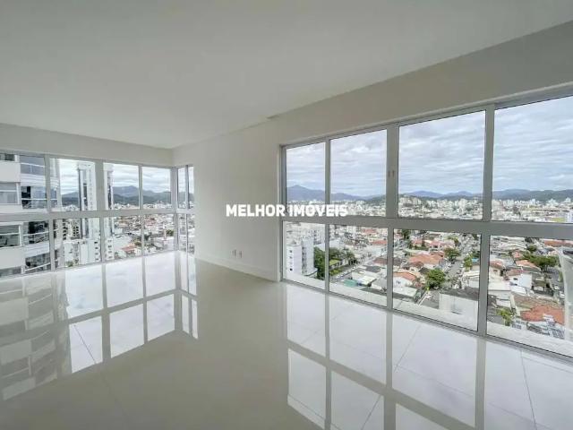 Apartamento para Venda em Balneário Camboriú/SC Centro 3 Quartos