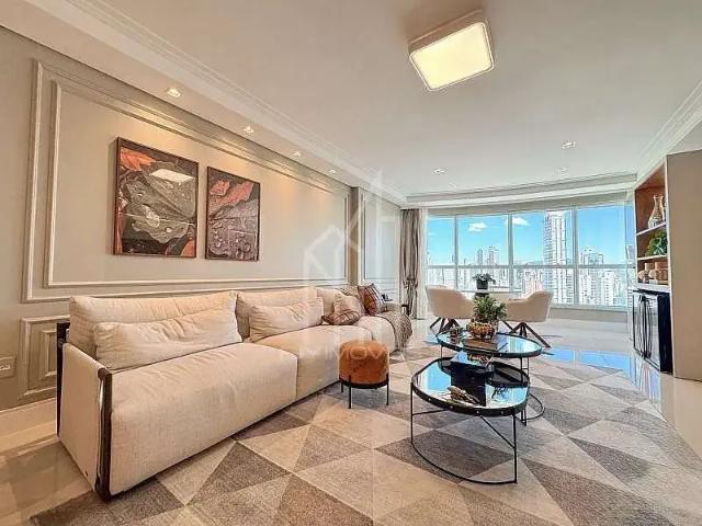 Apartamento para Venda em Balneário Camboriú/SC Centro 3 Quartos