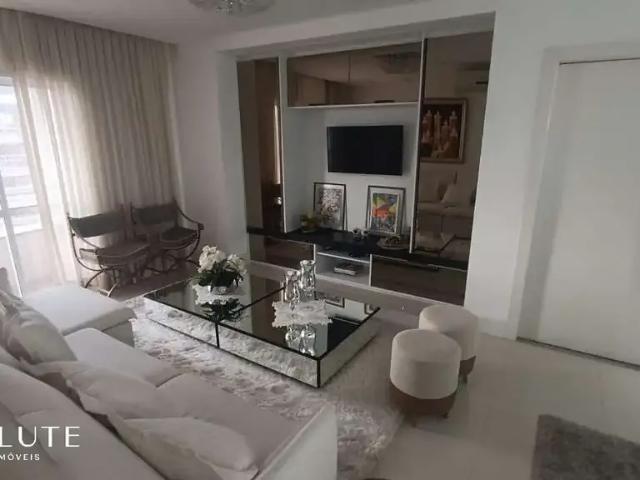 Apartamento para Venda em Balneário Camboriú/SC Centro 3 Quartos