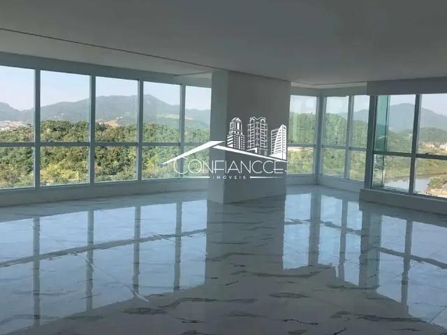 Apartamento para Venda em Balneário Camboriú/SC Centro 3 Quartos