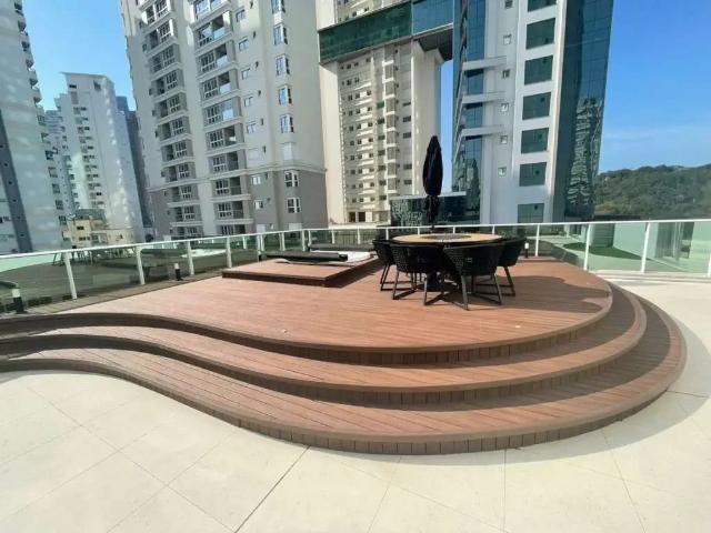 Apartamento para Venda em Balneário Camboriú/SC Centro 3 Quartos