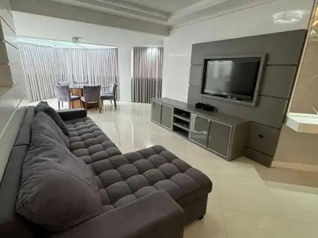Apartamento para Venda em Balneário Camboriú/SC Centro 3 Quartos