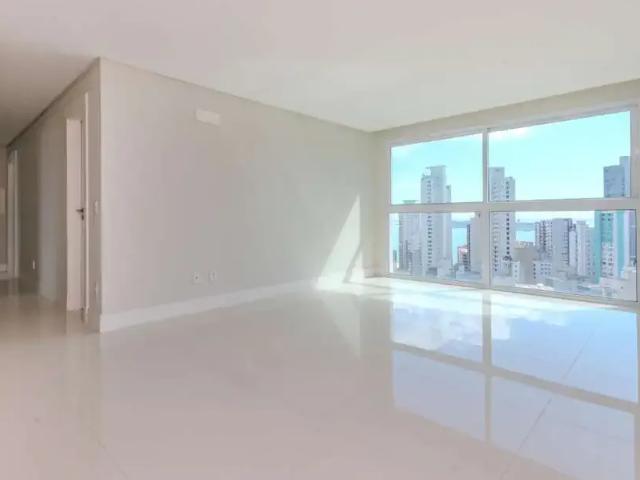 Apartamento para Venda em Balneário Camboriú/SC Centro 3 Quartos