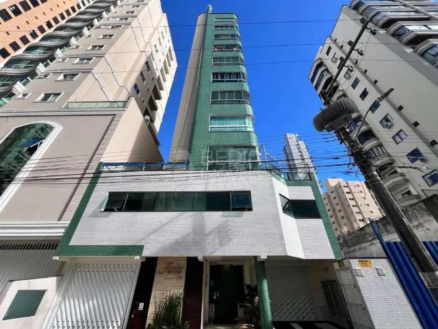 Apartamento para Venda em Balneário Camboriú/SC Centro 3 Quartos