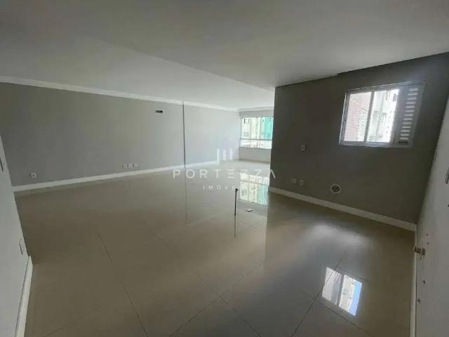 Apartamento para Venda em Balneário Camboriú/SC Centro 3 Quartos