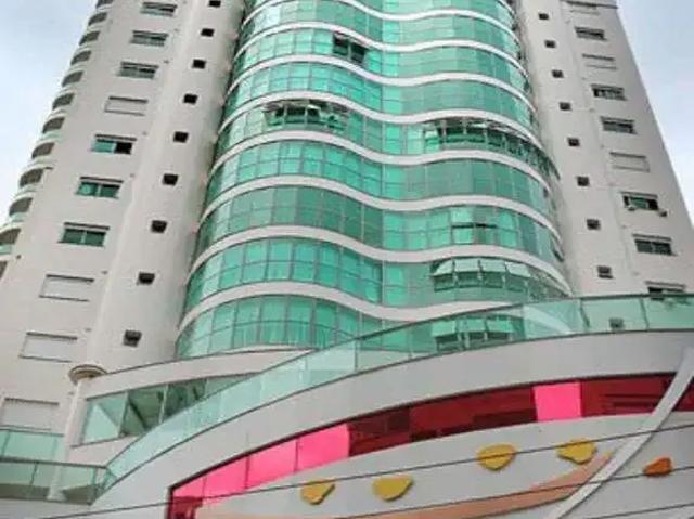 Apartamento para Venda em Balneário Camboriú/SC Centro 3 Quartos