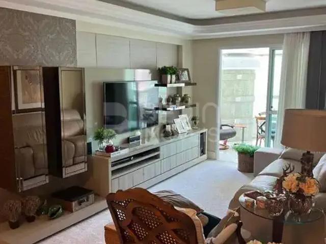 Apartamento para Venda em Balneário Camboriú/SC Centro 3 Quartos