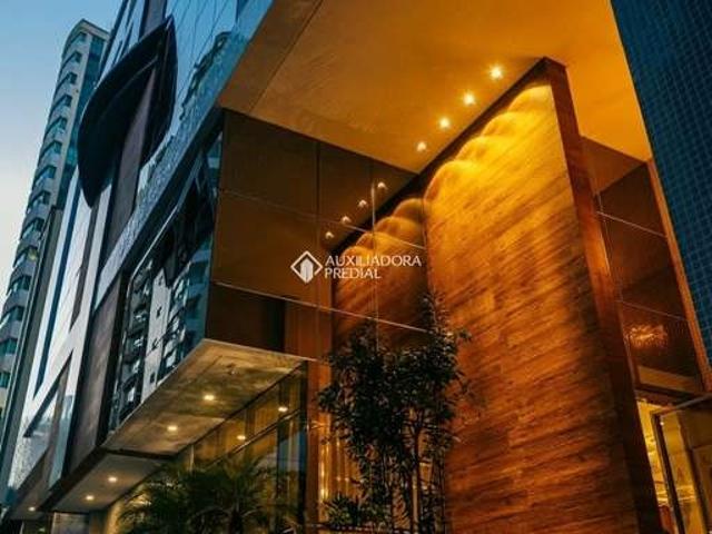 Apartamento para Venda em Balneário Camboriú/SC Centro 3 Quartos