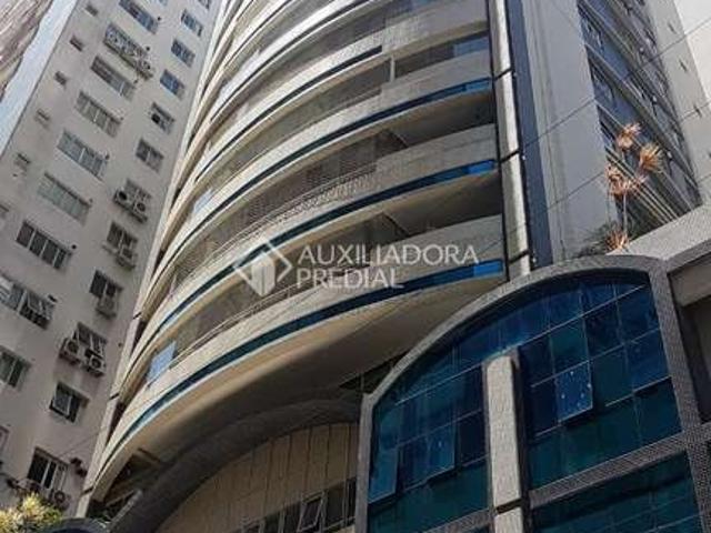 Apartamento para Venda em Balneário Camboriú/SC Centro 3 Quartos