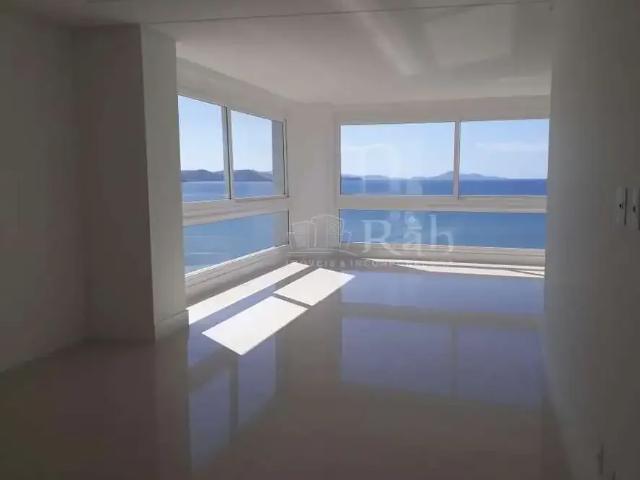 Apartamento para Venda em Balneário Camboriú/SC Centro 3 Quartos