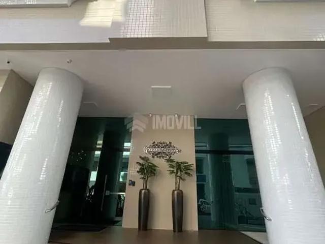 Apartamento para Venda em Balneário Camboriú/SC Centro 3 Quartos