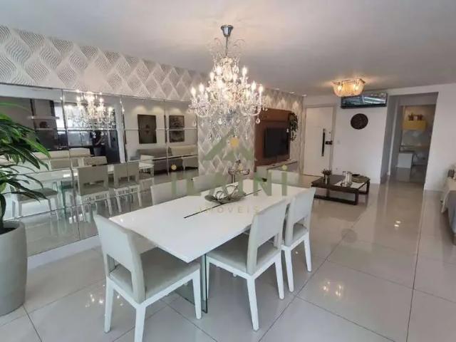 Apartamento para Venda em Balneário Camboriú/SC Centro 3 Quartos