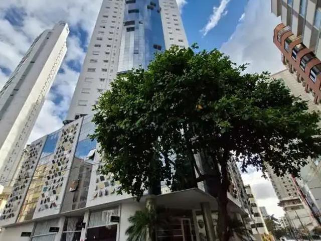 Apartamento para Venda em Balneário Camboriú/SC Centro 3 Quartos