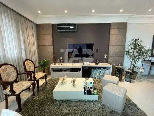 Apartamento para Venda em Balneário Camboriú/SC Centro 3 Quartos