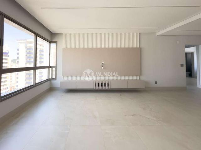 Apartamento para Venda em Balneário Camboriú/SC Centro 3 Quartos