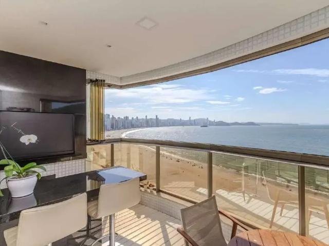 Apartamento para Venda em Balneário Camboriú/SC Centro 3 Quartos