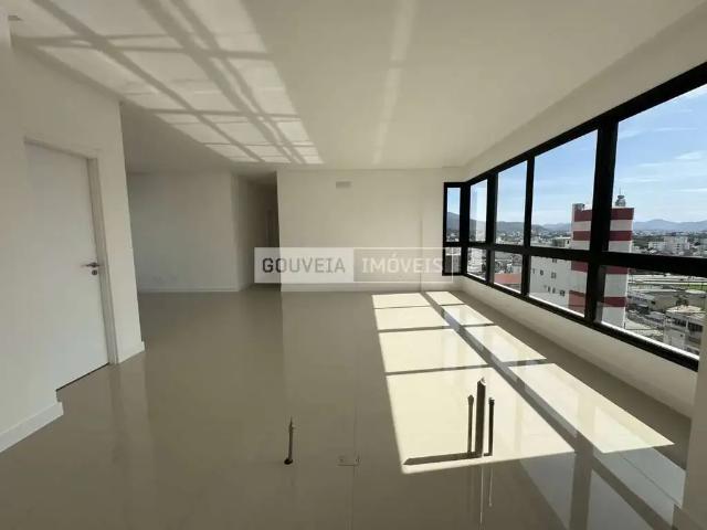 Apartamento para Venda em Balneário Camboriú/SC Centro 3 Quartos