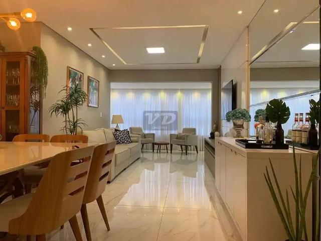 Apartamento para Venda em Balneário Camboriú/SC Centro 3 Quartos