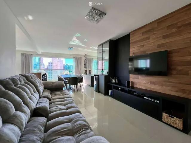 Apartamento para Venda em Balneário Camboriú/SC Centro 3 Quartos