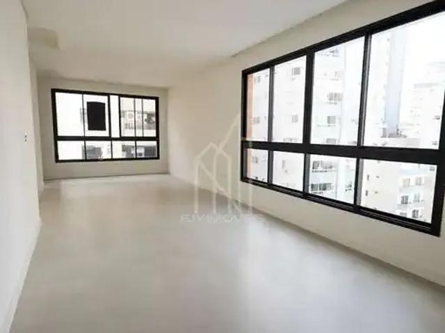 Apartamento para Venda em Balneário Camboriú/SC Centro 3 Quartos