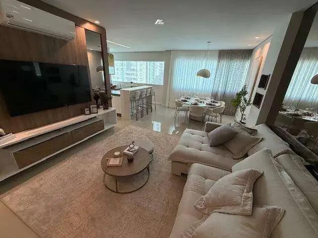 Apartamento para Venda em Balneário Camboriú/SC Centro 3 Quartos