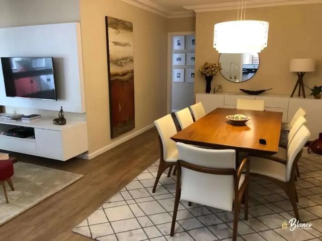 Apartamento para Venda em Balneário Camboriú/SC Centro 3 Quartos