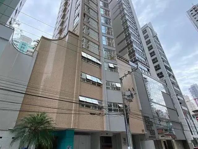 Apartamento para Venda em Balneário Camboriú/SC Centro 3 Quartos