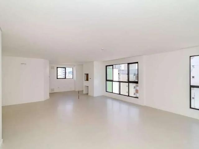 Apartamento para Venda em Balneário Camboriú/SC Centro 3 Quartos