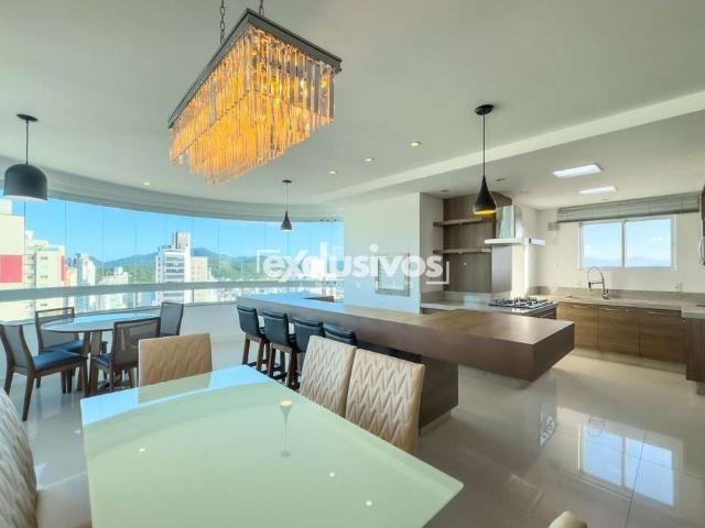 Apartamento para Venda em Balneário Camboriú/SC Centro 3 Quartos