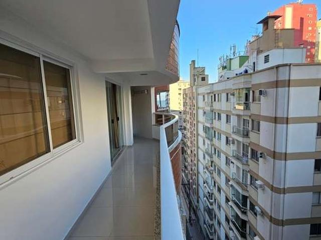 Apartamento para Venda em Balneário Camboriú/SC Centro 3 Quartos