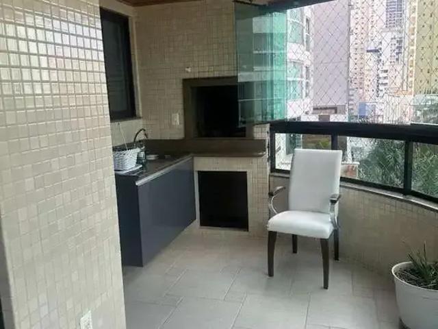 Apartamento para Venda em Balneário Camboriú/SC Centro 3 Quartos