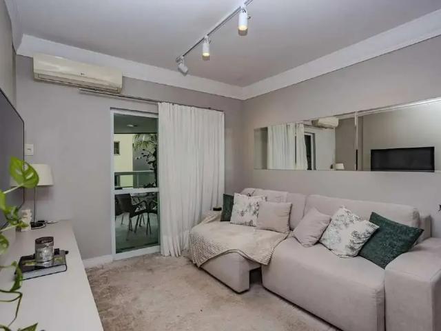 Apartamento para Venda em Balneário Camboriú/SC Centro 3 Quartos