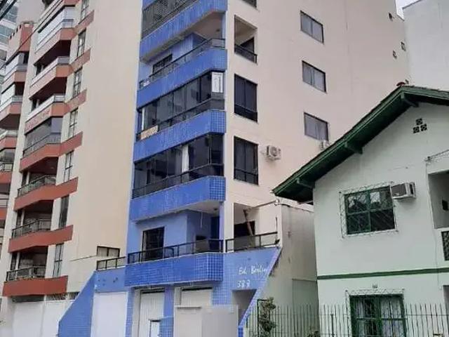 Apartamento para Venda em Balneário Camboriú/SC Centro 3 Quartos